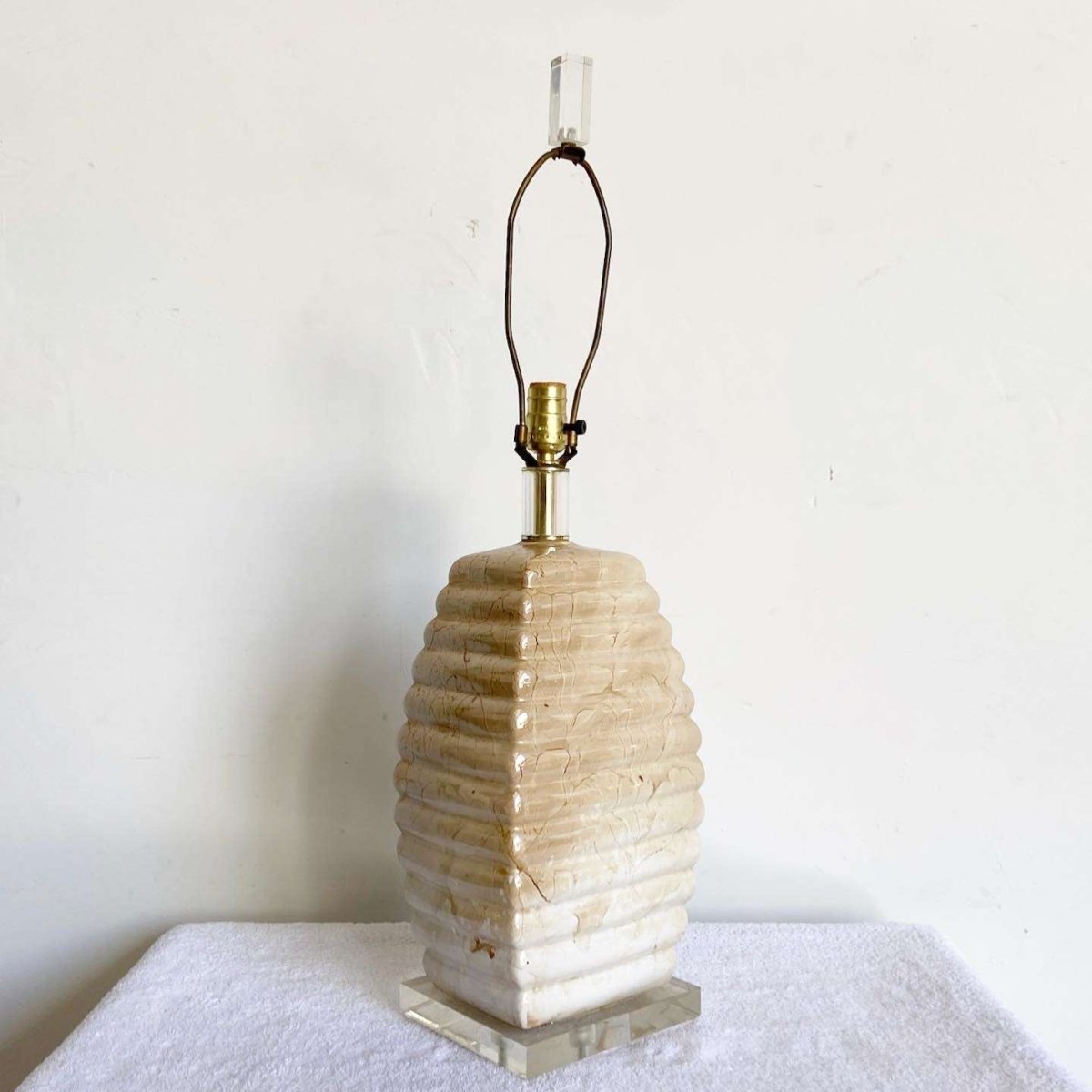 Postmodern Cream and Tan Ceramic and Lucite Table Lamp – Dolphin & Flamingo